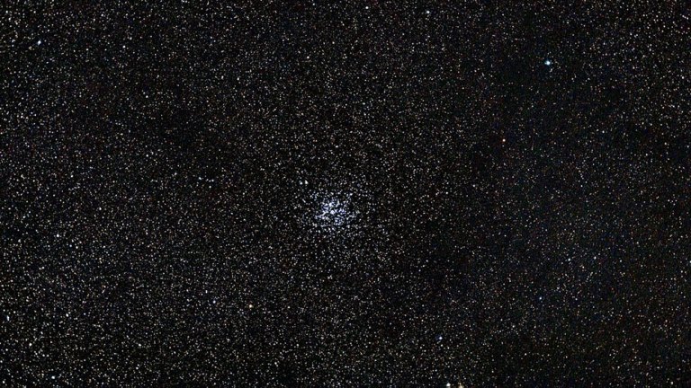 Messier 11 (NGC 6705): A Wild Duck Swims Through Scutum – The Garden ...